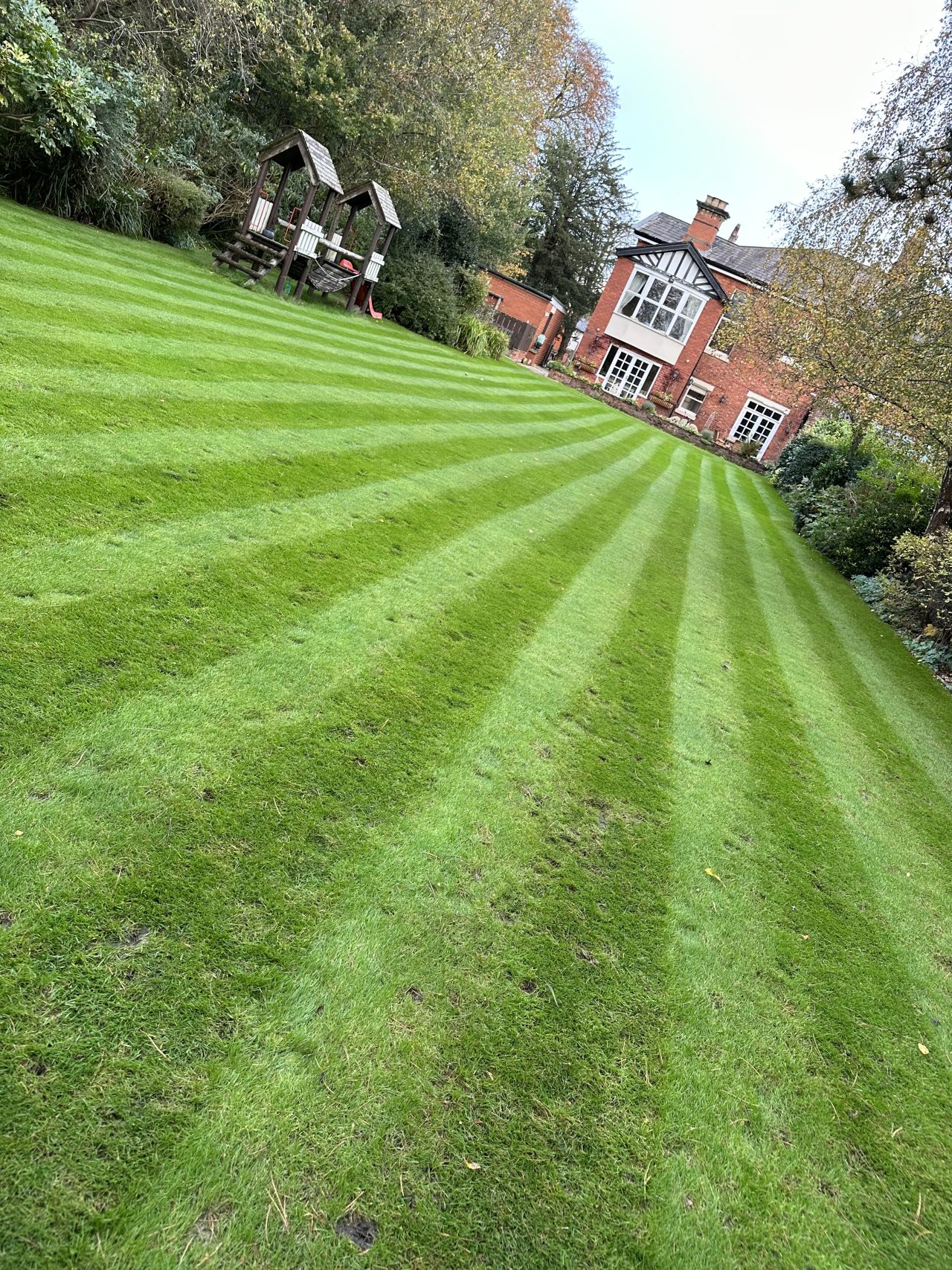 Preston Lawn Care - Lancashire Lawncare